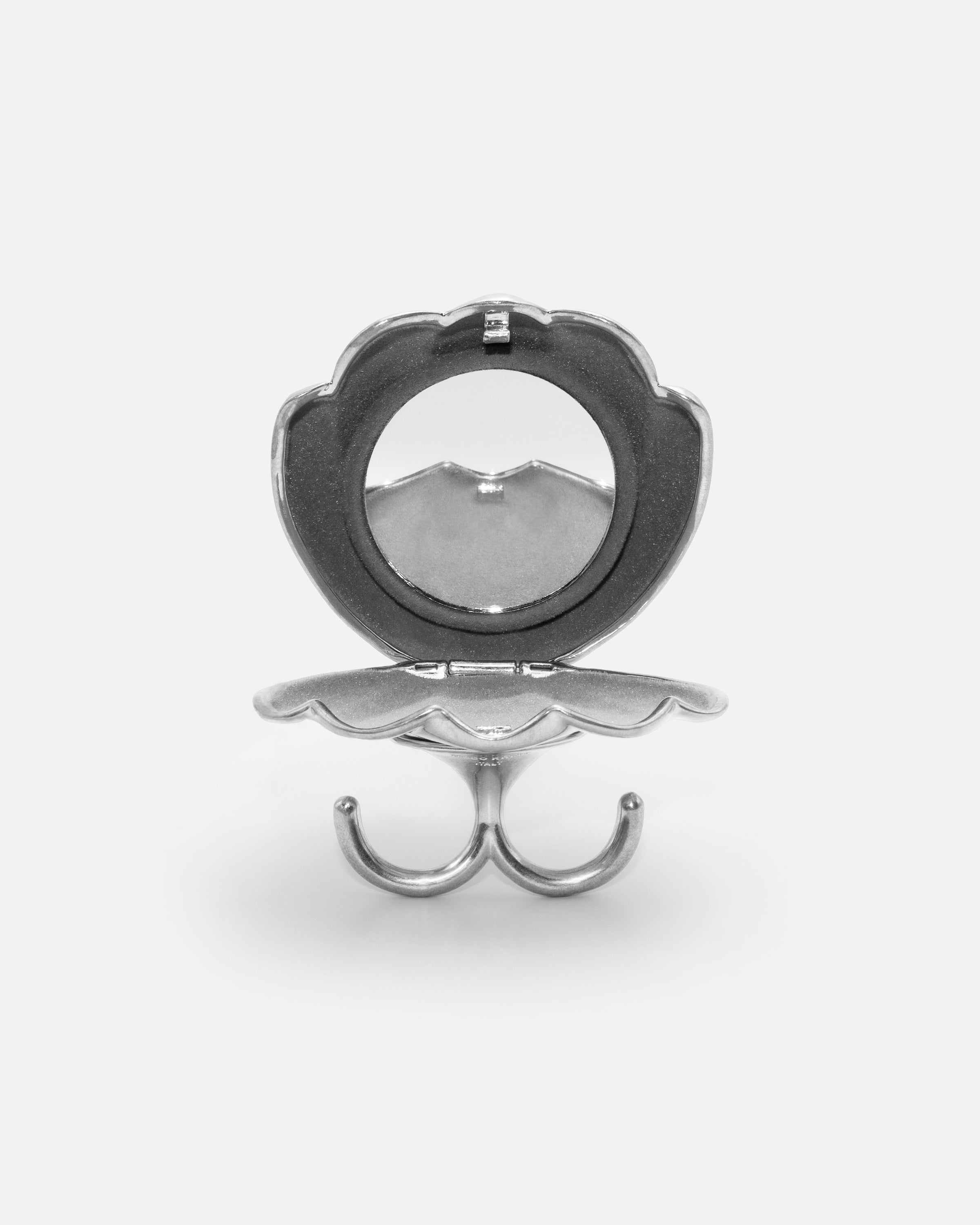 Coquille Ring – Sculptural Shell Two-Finger Statement Ring | Hugo Kreit